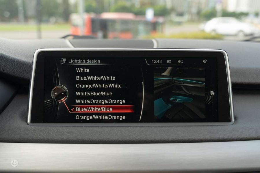 Balts BMW X5 2014 Viļņa, ar dzinēja tilpumu 2.00 L un nobraukumu 270 tūkst. km par 15900 €, foto 23 vietnē AUTOMOTO.COM.LV