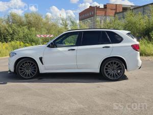 White BMW X5 2014 in Riga, with an engine capacity of 3.00 L and mileage of 251 thousand km for 21999 €, photo 7 on AUTOMOTO.COM.LV