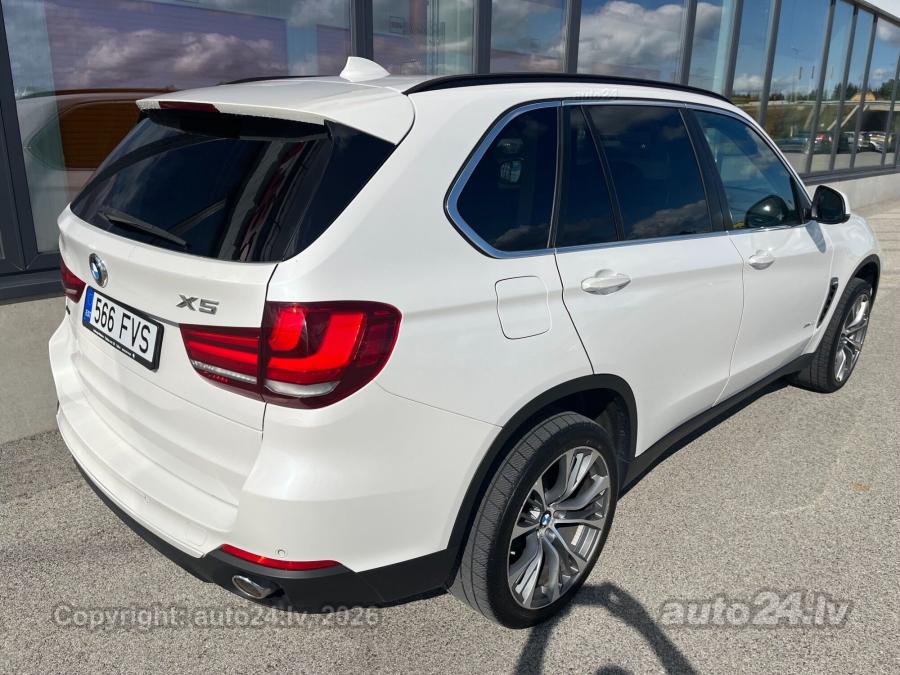 Balts BMW X5 2014 Tallina, ar dzinēja tilpumu 3.00 L un nobraukumu 369 tūkst. km par 19400 €, foto 4 vietnē AUTOMOTO.COM.LV