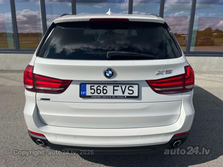 Balts BMW X5 2014 Tallina, ar dzinēja tilpumu 3.00 L un nobraukumu 369 tūkst. km par 19400 €, foto 7 vietnē AUTOMOTO.COM.LV