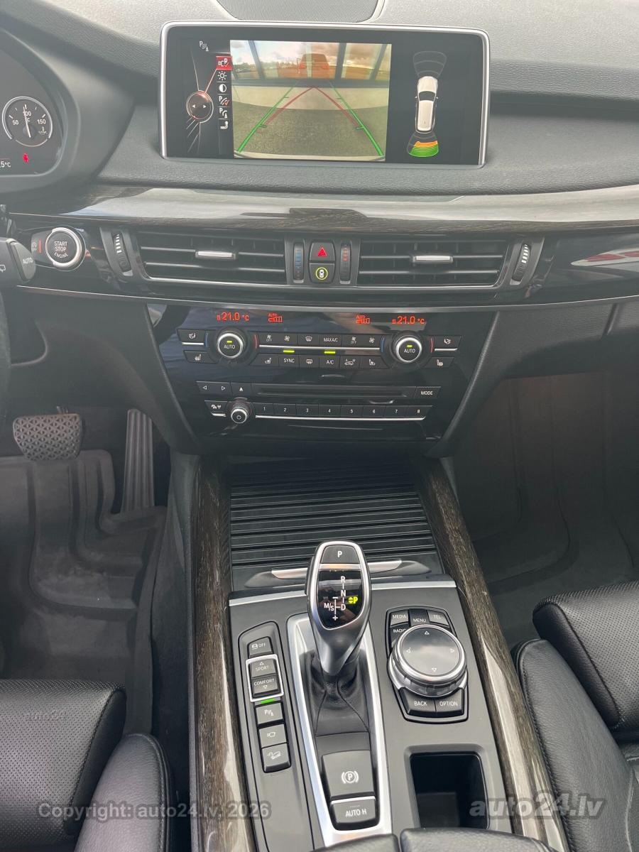 Balts BMW X5 2014 Tallina, ar dzinēja tilpumu 3.00 L un nobraukumu 369 tūkst. km par 19400 €, foto 17 vietnē AUTOMOTO.COM.LV