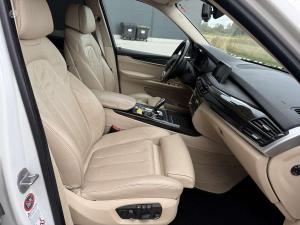 White BMW X5 2014 in Siauliai, with an engine capacity of 2.99 L and mileage of 220 thousand km for 14300 €, photo 12 on AUTOMOTO.COM.LV