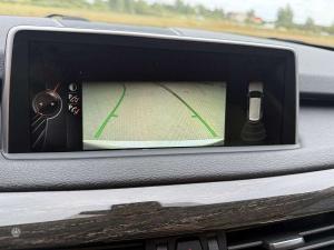 White BMW X5 2014 in Siauliai, with an engine capacity of 2.99 L and mileage of 220 thousand km for 14300 €, photo 25 on AUTOMOTO.COM.LV