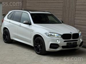 Balts BMW X5 2014 Jelgava, ar dzinēja tilpumu 3.00 L un nobraukumu 282 tūkst. km par 19990 €, foto  vietnē AUTOMOTO.COM.LV