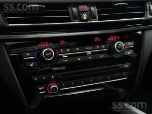 Белый БМВ Х5 2014 в Елгава, объемом двигателя 3.00 л и пробегом 282 тыс. км за 19990 €, фото 29 на AUTOMOTO.COM.LV