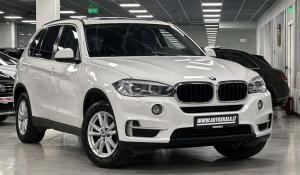 White BMW X5 2014 in Klaipeda, with an engine capacity of 2.00 L and mileage of 160 thousand km for 17750 €, photo  on AUTOMOTO.COM.LV