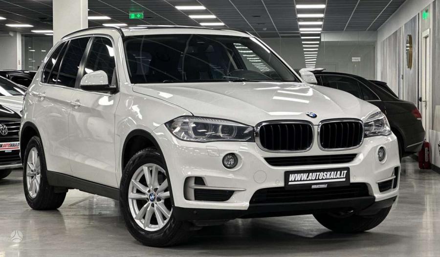 Balts BMW X5 2014 Klaipėda, ar dzinēja tilpumu 2.00 L un nobraukumu 160 tūkst. km par 17750 €, foto 1 vietnē AUTOMOTO.COM.LV