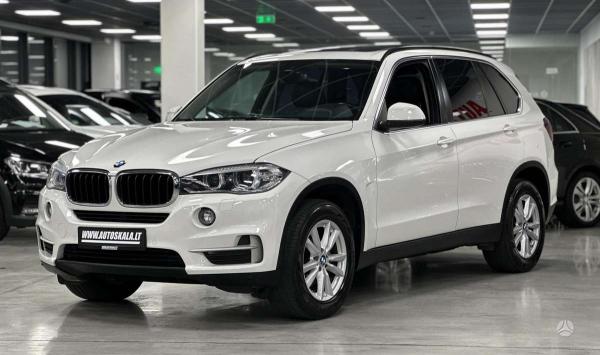 White BMW X5 2014 in Klaipeda, with an engine capacity of 2.00 L and mileage of 160 thousand km for 17750 €, photo 10 on AUTOMOTO.COM.LV