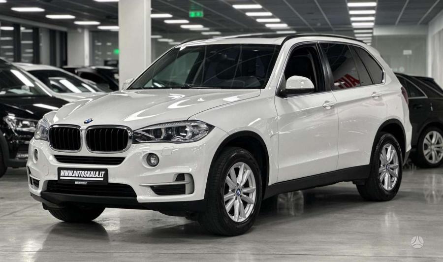 Balts BMW X5 2014 Klaipėda, ar dzinēja tilpumu 2.00 L un nobraukumu 160 tūkst. km par 17750 €, foto 10 vietnē AUTOMOTO.COM.LV
