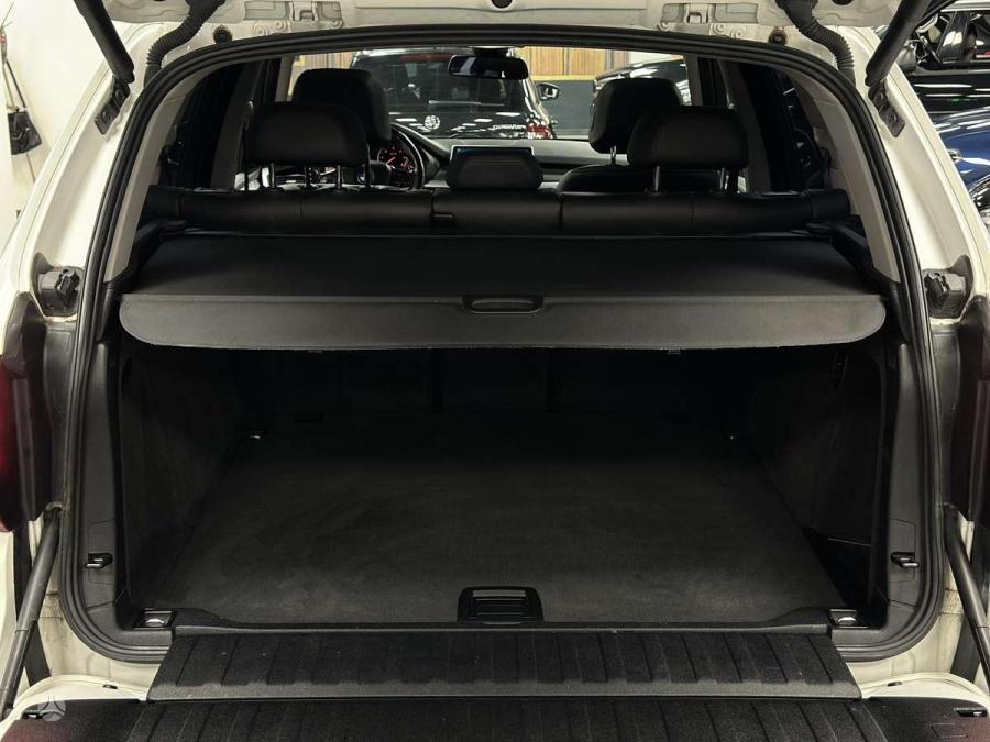 Balts BMW X5 2014 Klaipėda, ar dzinēja tilpumu 2.00 L un nobraukumu 160 tūkst. km par 17750 €, foto 24 vietnē AUTOMOTO.COM.LV