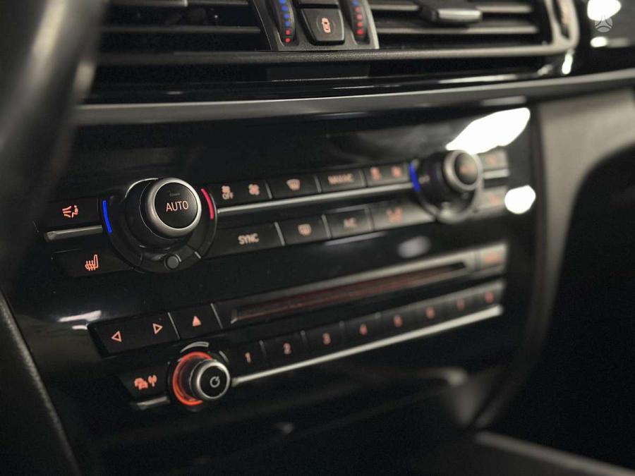 Balts BMW X5 2014 Klaipėda, ar dzinēja tilpumu 2.00 L un nobraukumu 160 tūkst. km par 17750 €, foto 28 vietnē AUTOMOTO.COM.LV