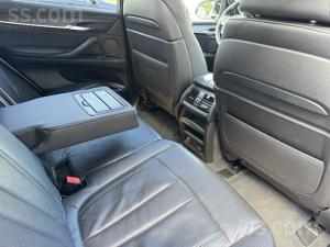 Balts BMW X5 2014 Rīga, ar dzinēja tilpumu 3.00 L un nobraukumu 98 tūkst. km par 25000 €, foto 15 vietnē AUTOMOTO.COM.LV
