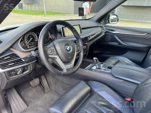 Balts BMW X5 2014 Rīga, ar dzinēja tilpumu 3.00 L un nobraukumu 98 tūkst. km par 25000 €, foto 16 vietnē AUTOMOTO.COM.LV