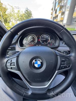 Balts BMW X5 2014 Rīga, ar dzinēja tilpumu 3.00 L un nobraukumu 98 tūkst. km par 25000 €, foto 24 vietnē AUTOMOTO.COM.LV