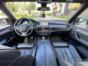 Balts BMW X5 2014 Rīga, ar dzinēja tilpumu 3.00 L un nobraukumu 98 tūkst. km par 25000 €, foto 25 vietnē AUTOMOTO.COM.LV