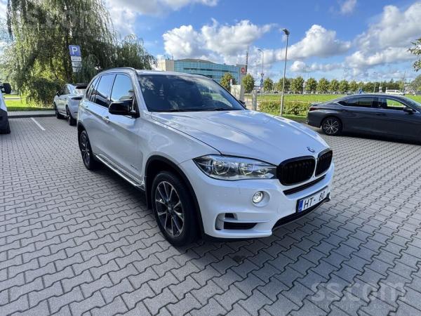 BMW X5 2014 in Riga on AUTOMOTO.COM.LV White BMW X5 2014 in Riga, with an engine capacity of 3.00 L and mileage of 98 thousand km for 25000 €, photo 9 on AUTOMOTO.COM.LV
