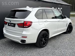 Белый БМВ Х5 2014 в Рига, объемом двигателя 3.00 л и пробегом 160 тыс. км за 19990 €, фото 5 на AUTOMOTO.COM.LV