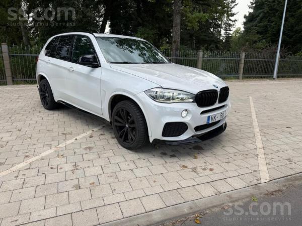 Белый БМВ Х5 2014 в Рига, объемом двигателя 3.00 л и пробегом 225 тыс. км за 19900 €, фото 1 на AUTOMOTO.COM.LV