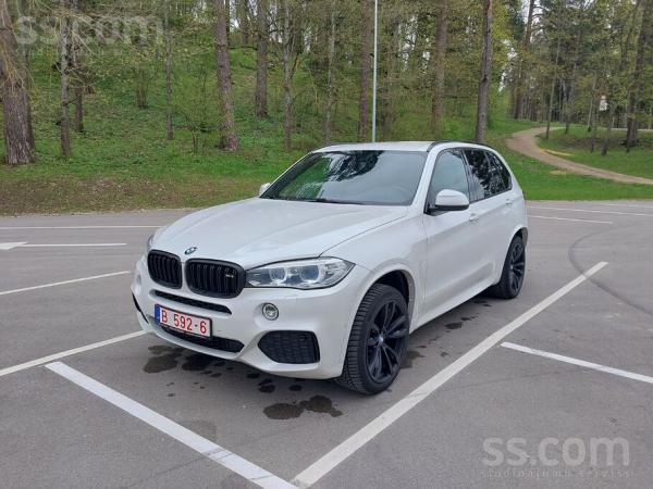 Balts BMW X5 2015 Alūksne, ar dzinēja tilpumu 3.00 L un nobraukumu 0 tūkst. km par 6400 €, foto 1 vietnē AUTOMOTO.COM.LV