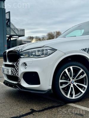 Balts BMW X5 2015 Rīga, ar dzinēja tilpumu 3.00 L un nobraukumu 230 tūkst. km par 25000 €, foto 21 vietnē AUTOMOTO.COM.LV