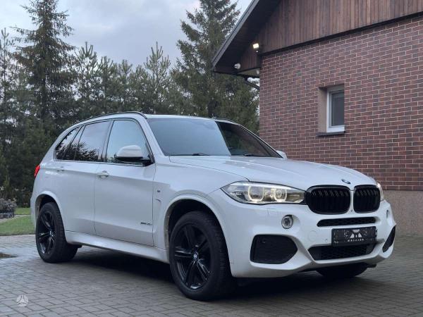 Balts BMW X5 2015 Kauņa, ar dzinēja tilpumu 3.00 L un nobraukumu 248 tūkst. km par 20500 €, foto 3 vietnē AUTOMOTO.COM.LV