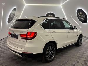 White BMW X5 2015 in Marijampole, with an engine capacity of 2.99 L and mileage of 198 thousand km for 19500 €, photo 26 on AUTOMOTO.COM.LV