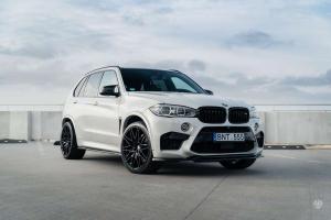 Balts BMW X5 2015 Viļņa, ar dzinēja tilpumu 2.99 L un nobraukumu 330 tūkst. km par 24500 €, foto  vietnē AUTOMOTO.COM.LV