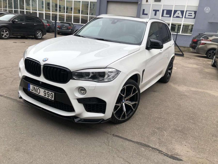 Balts BMW X5 2015 Viļņa, ar dzinēja tilpumu 2.98 L un nobraukumu 185 tūkst. km par 21900 €, foto 1 vietnē AUTOMOTO.COM.LV