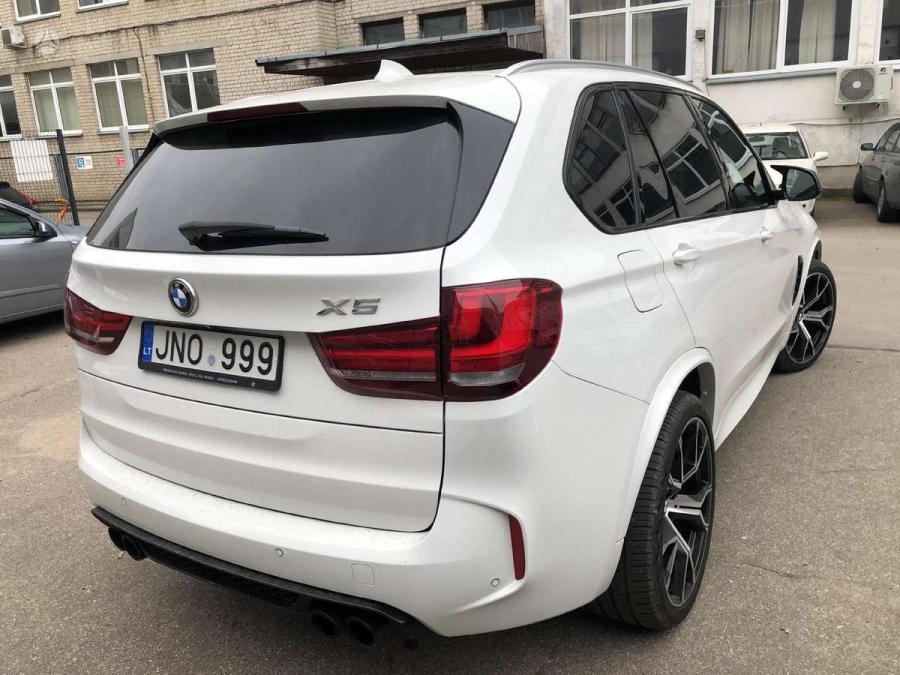 Balts BMW X5 2015 Viļņa, ar dzinēja tilpumu 2.98 L un nobraukumu 185 tūkst. km par 21900 €, foto 4 vietnē AUTOMOTO.COM.LV