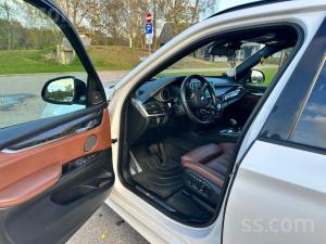 Balts BMW X5 2015 Rīga, ar dzinēja tilpumu 3.00 L un nobraukumu 234 tūkst. km par 23500 €, foto 7 vietnē AUTOMOTO.COM.LV