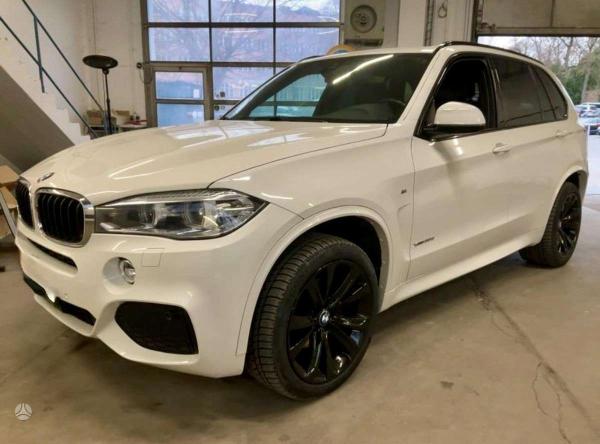 Balts BMW X5 2015 Šauļi, ar dzinēja tilpumu 2.99 L un nobraukumu 290 tūkst. km par 20200 €, foto 3 vietnē AUTOMOTO.COM.LV