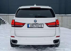 White BMW X5 2015 in Kaunas, with an engine capacity of 2.99 L and mileage of 296 thousand km for 17750 €, photo 6 on AUTOMOTO.COM.LV