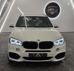 White BMW X5 2015 in Marijampole, with an engine capacity of 2.99 L and mileage of 263 thousand km for 22999 €, photo 39 on AUTOMOTO.COM.LV
