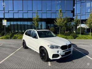 White BMW X5 2015 in Vilnius, with an engine capacity of 2.98 L and mileage of 165 thousand km for 15500 €, photo  on AUTOMOTO.COM.LV