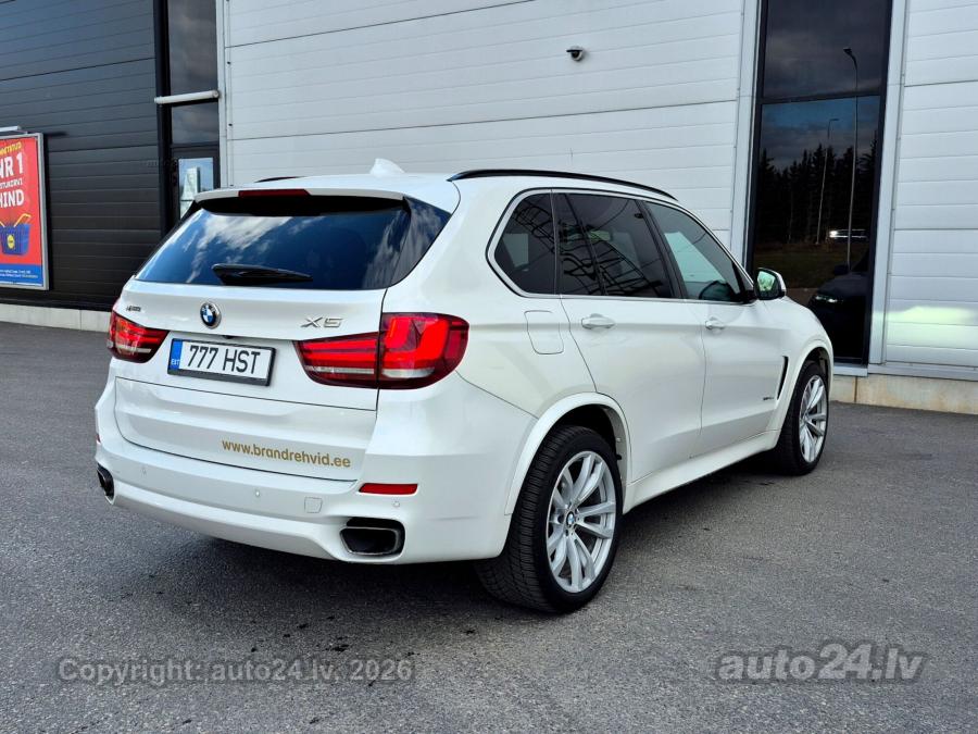 Balts BMW X5 2015 Tartu, ar dzinēja tilpumu 2.00 L un nobraukumu 177 tūkst. km par 23900 €, foto 9 vietnē AUTOMOTO.COM.LV