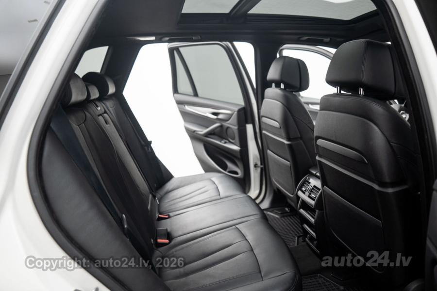 Balts BMW X5 2015 Tallina, ar dzinēja tilpumu 2.00 L un nobraukumu 189 tūkst. km par 23999 €, foto 10 vietnē AUTOMOTO.COM.LV