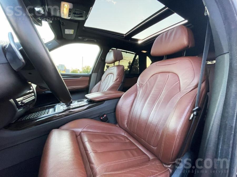 Белый БМВ Х5 2015 в Рига, объемом двигателя 3.00 л и пробегом 190 тыс. км за 25500 €, фото 19 на AUTOMOTO.COM.LV