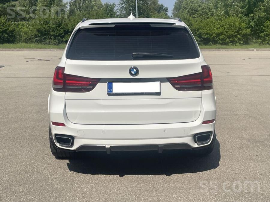 Balts BMW X5 2015 Rīga, ar dzinēja tilpumu 3.00 L un nobraukumu 193 tūkst. km par 24700 €, foto 4 vietnē AUTOMOTO.COM.LV