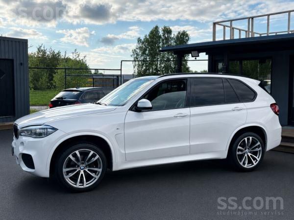Balts BMW X5 2015 Rīga, ar dzinēja tilpumu 3.00 L un nobraukumu 238 tūkst. km par 21900 €, foto 3 vietnē AUTOMOTO.COM.LV