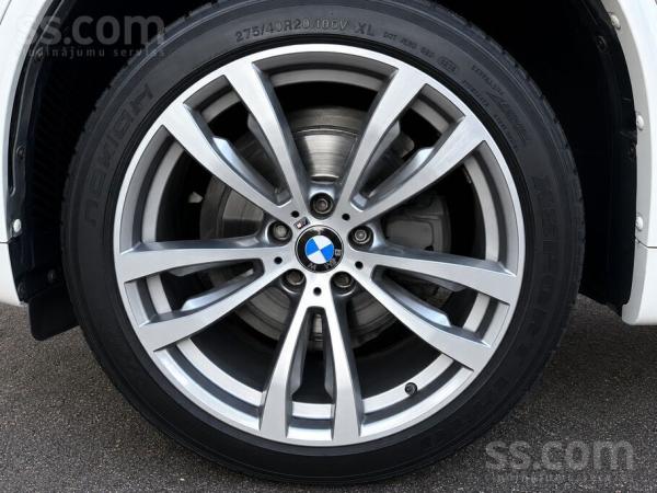 Balts BMW X5 2015 Rīga, ar dzinēja tilpumu 3.00 L un nobraukumu 238 tūkst. km par 21900 €, foto 9 vietnē AUTOMOTO.COM.LV