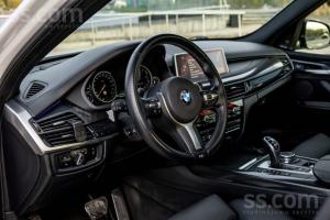 Balts BMW X5 2015 Rīga, ar dzinēja tilpumu 3.00 L un nobraukumu 63 tūkst. km par 25555 €, foto 15 vietnē AUTOMOTO.COM.LV
