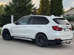 White BMW X5 2015 in Dobele, with an engine capacity of 3.00 L and mileage of 344 thousand km for 18000 €, photo 3 on AUTOMOTO.COM.LV