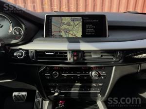 Белый БМВ Х5 2015 в Лиепая, объемом двигателя 3.00 л и пробегом 259 тыс. км за 19950 €, фото 7 на AUTOMOTO.COM.LV