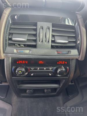 White BMW X5 2015 in Riga, with an engine capacity of 3.00 L and mileage of 200 thousand km for 23550 €, photo 29 on AUTOMOTO.COM.LV