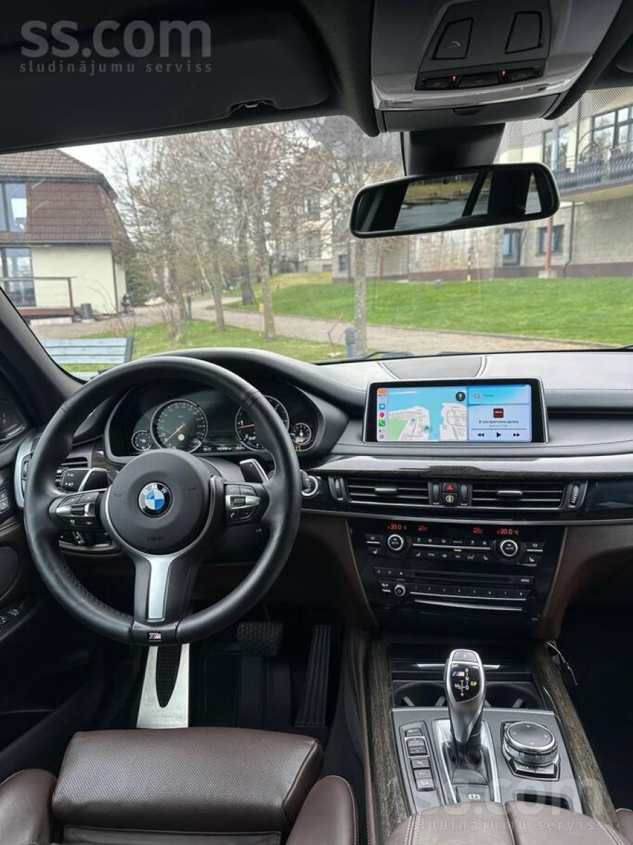 White BMW X5 2015 in Riga, with an engine capacity of 3.00 L and mileage of 142 thousand km for 25500 €, photo 8 on AUTOMOTO.COM.LV