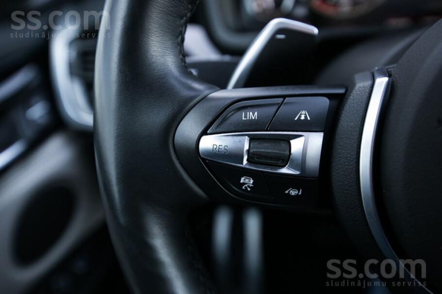 White BMW X5 2015 in Riga, with an engine capacity of 3.00 L and mileage of 149 thousand km for 25500 €, photo 19 on AUTOMOTO.COM.LV