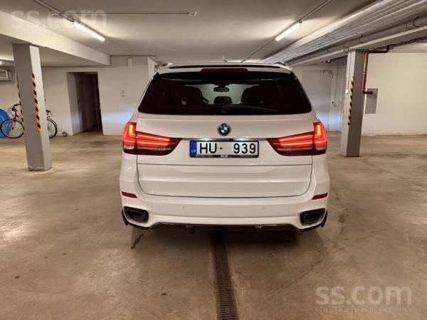 Balts BMW X5 2015 Rīga, ar dzinēja tilpumu 3.00 L un nobraukumu 150 tūkst. km par 26000 €, foto 3 vietnē AUTOMOTO.COM.LV