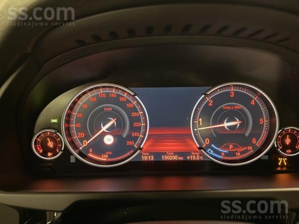 Balts BMW X5 2015 Rīga, ar dzinēja tilpumu 3.00 L un nobraukumu 150 tūkst. km par 26000 €, foto 5 vietnē AUTOMOTO.COM.LV