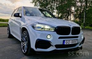 White BMW X5 2015 in Riga, with an engine capacity of 3.00 L and mileage of 180 thousand km for 1880 €, photo  on AUTOMOTO.COM.LV