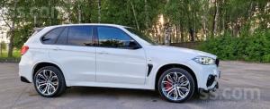 White BMW X5 2015 in Riga, with an engine capacity of 3.00 L and mileage of 180 thousand km for 1880 €, photo 9 on AUTOMOTO.COM.LV
